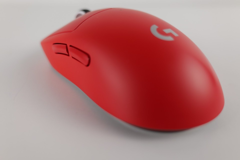 Logitech PRO X SUPERLIGHT Programmable Ultralight Wireless Gaming Mouse ...