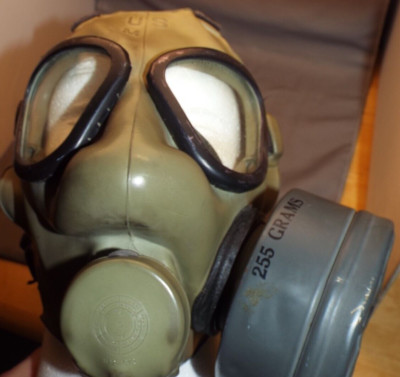 Vingage 1950's US M9 Field Protective Gas Mask | eBay