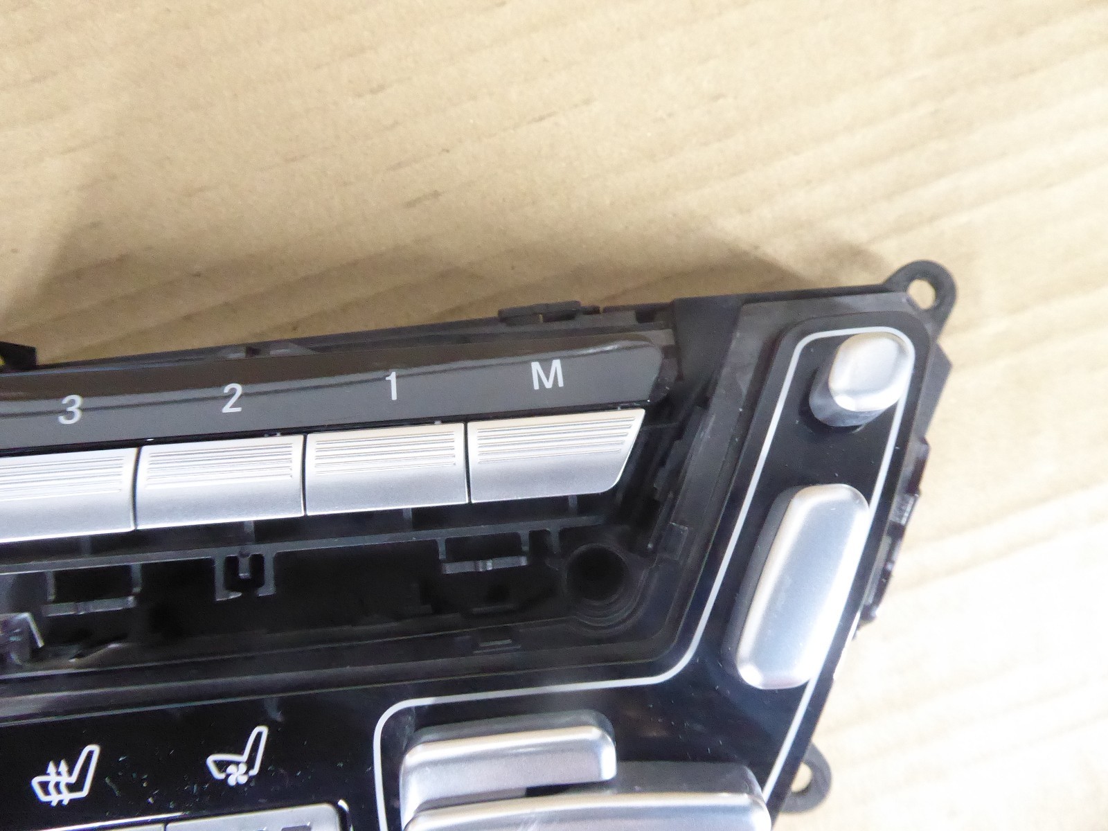07-13 Front Right Panel Passenger Seat Switch MERCEDES W216 W221 CL S ...
