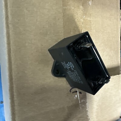 New C61-P2 Capacitor 12 uF, 210VAC, 50/60Hz, 10000AFC 85° C22.2NO.190 ...