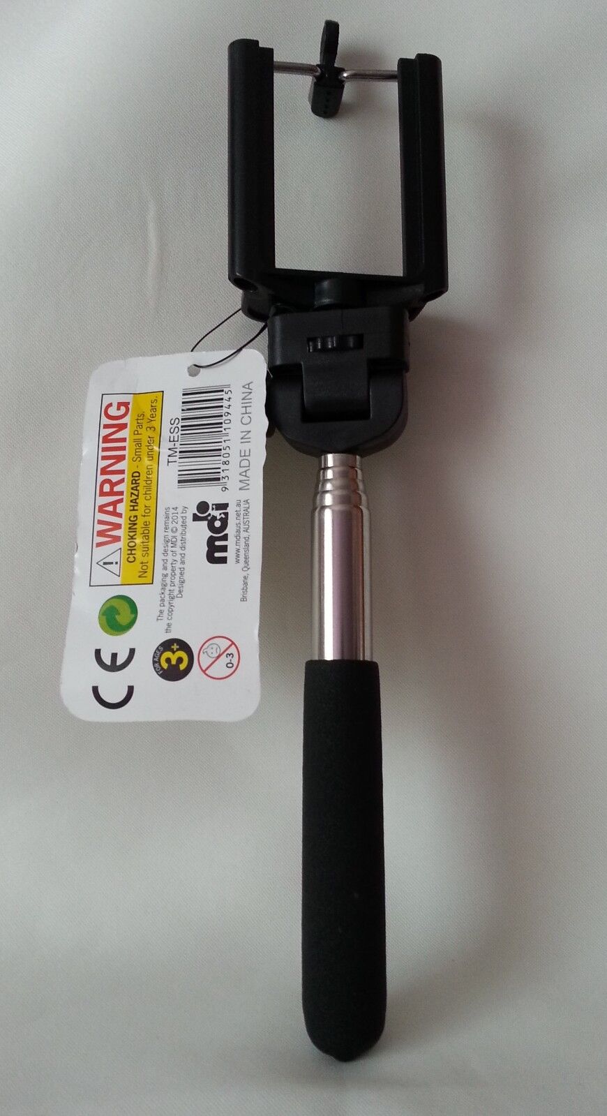 Telescopic Selfie Snapper Extendo Selfie Stick Black Foldable Arm ...