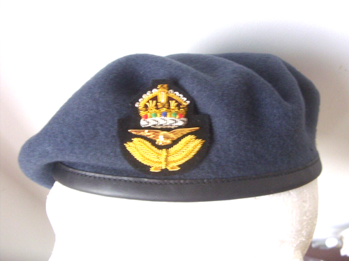 RAF / RAF REGIMENT OFFICER BERET & KINGS CROWN CAP BADGE - SIZE 56cm ...