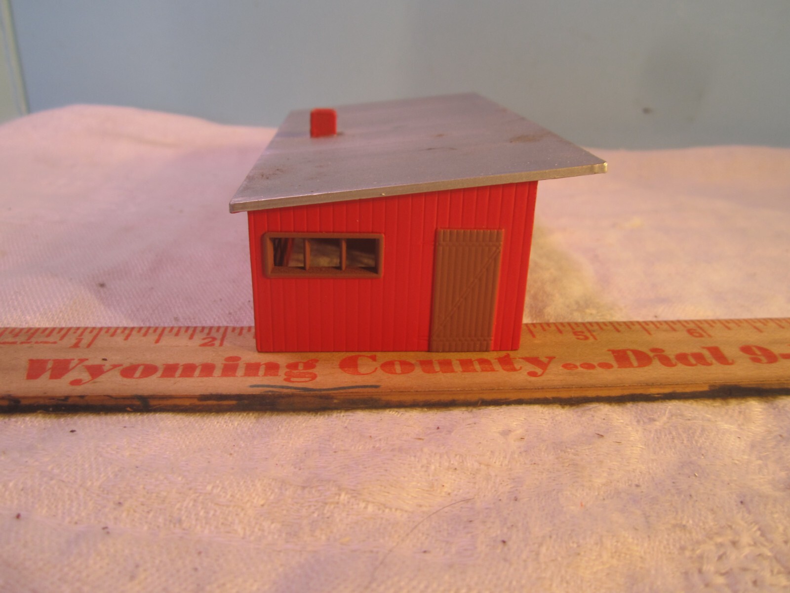 VINTAGE Models Train Railway Layout Trackside BUILDING HO SCALE RED ...