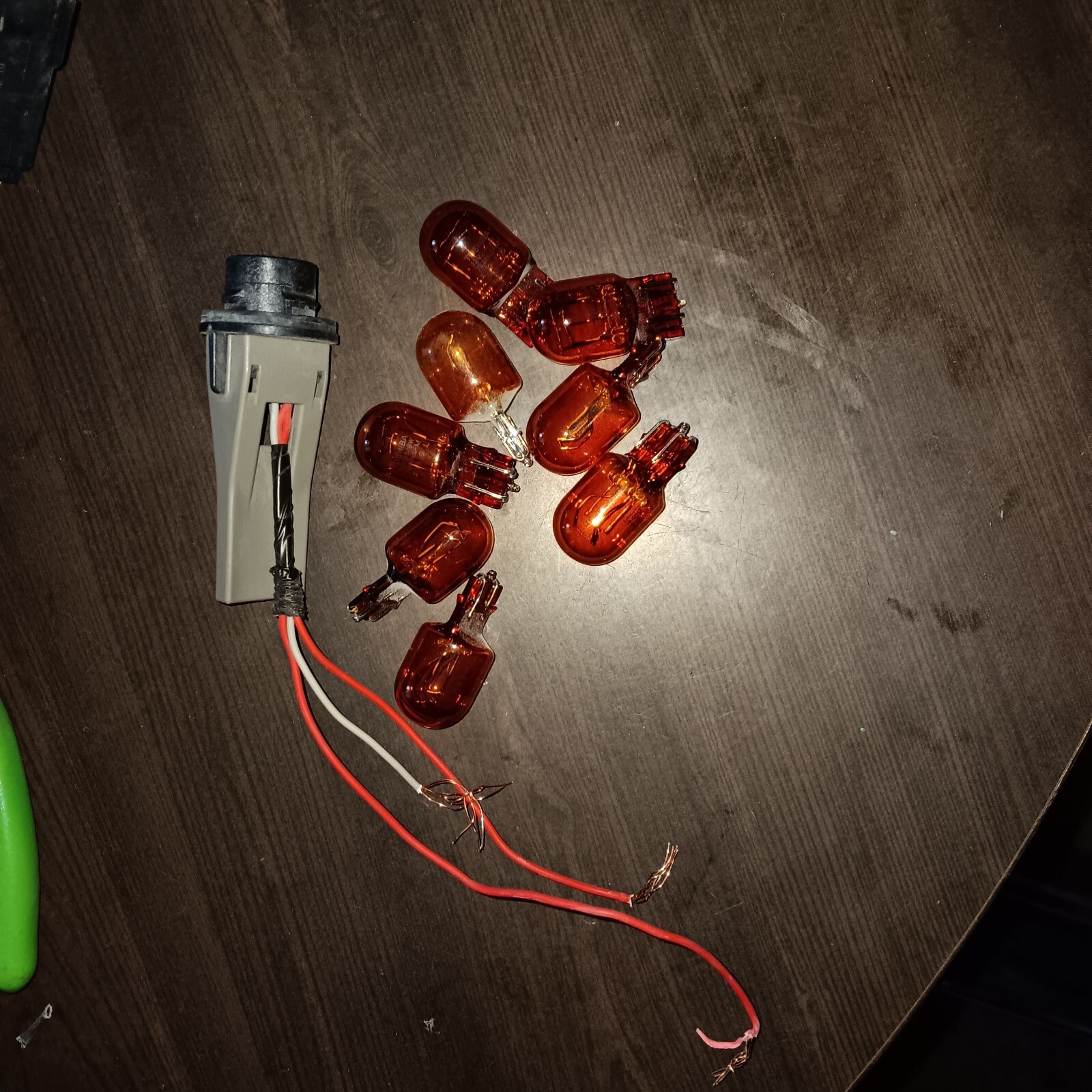 OEM 2x Toshiba 7444NA Turn Signal Bulb 12v28/8w MAZDA Chevy CHRYSLER ...