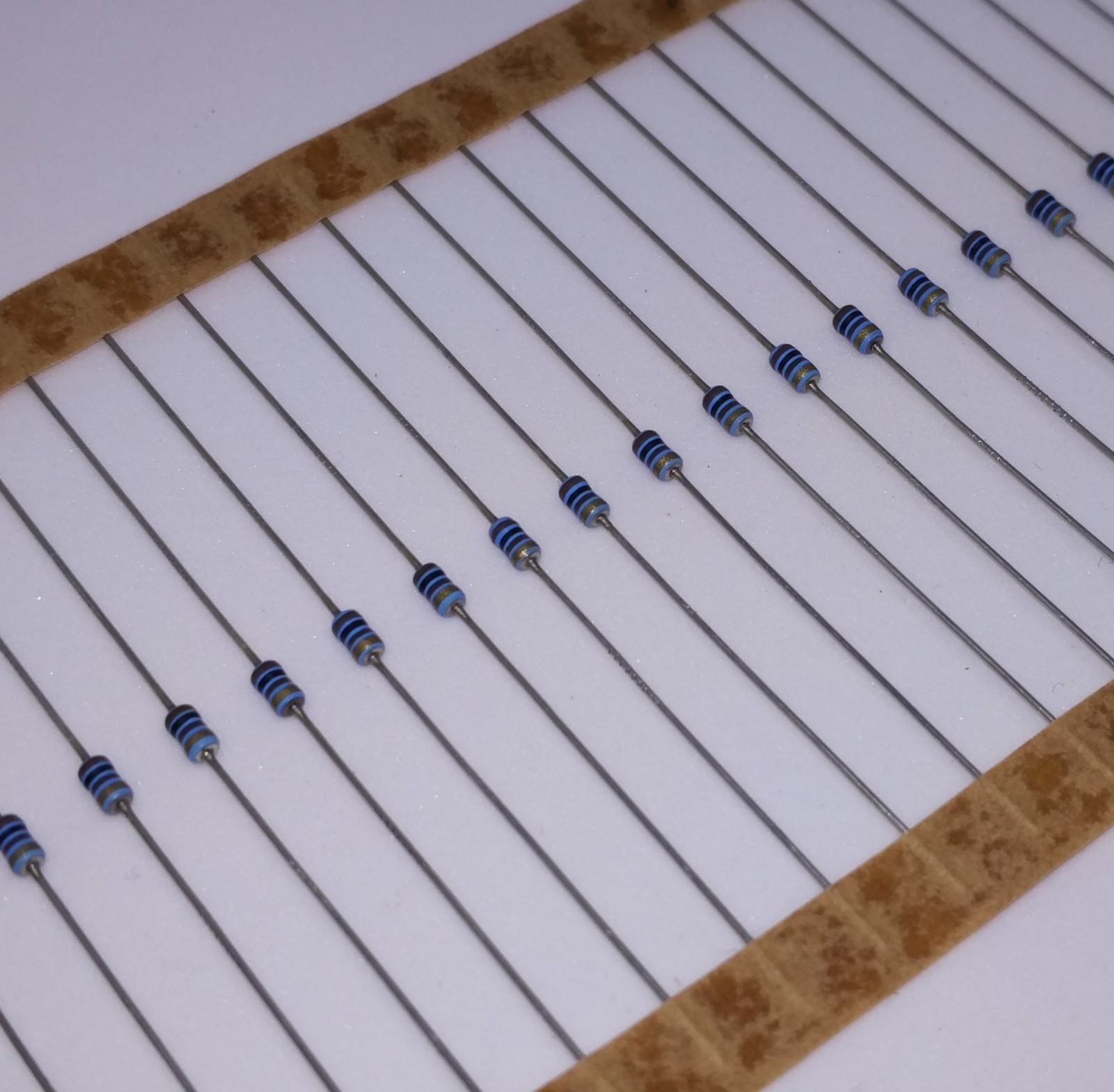 Lot of 25 Philips Resistors SFR16S 100R 100 Ohms 500mW 0.5W 1/2W 5% | eBay