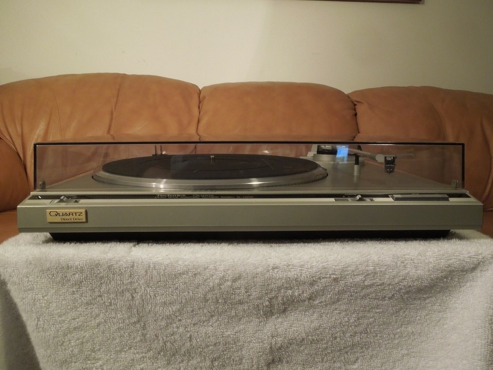 Technic Quartz SL-Q200 Direct Drive Automatic Turntable w/ Micro ...