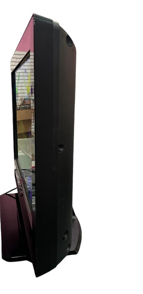 Sony Bravia 26" LCD TV Standard KDL-26M4000 With Golden Tee Plug And ...