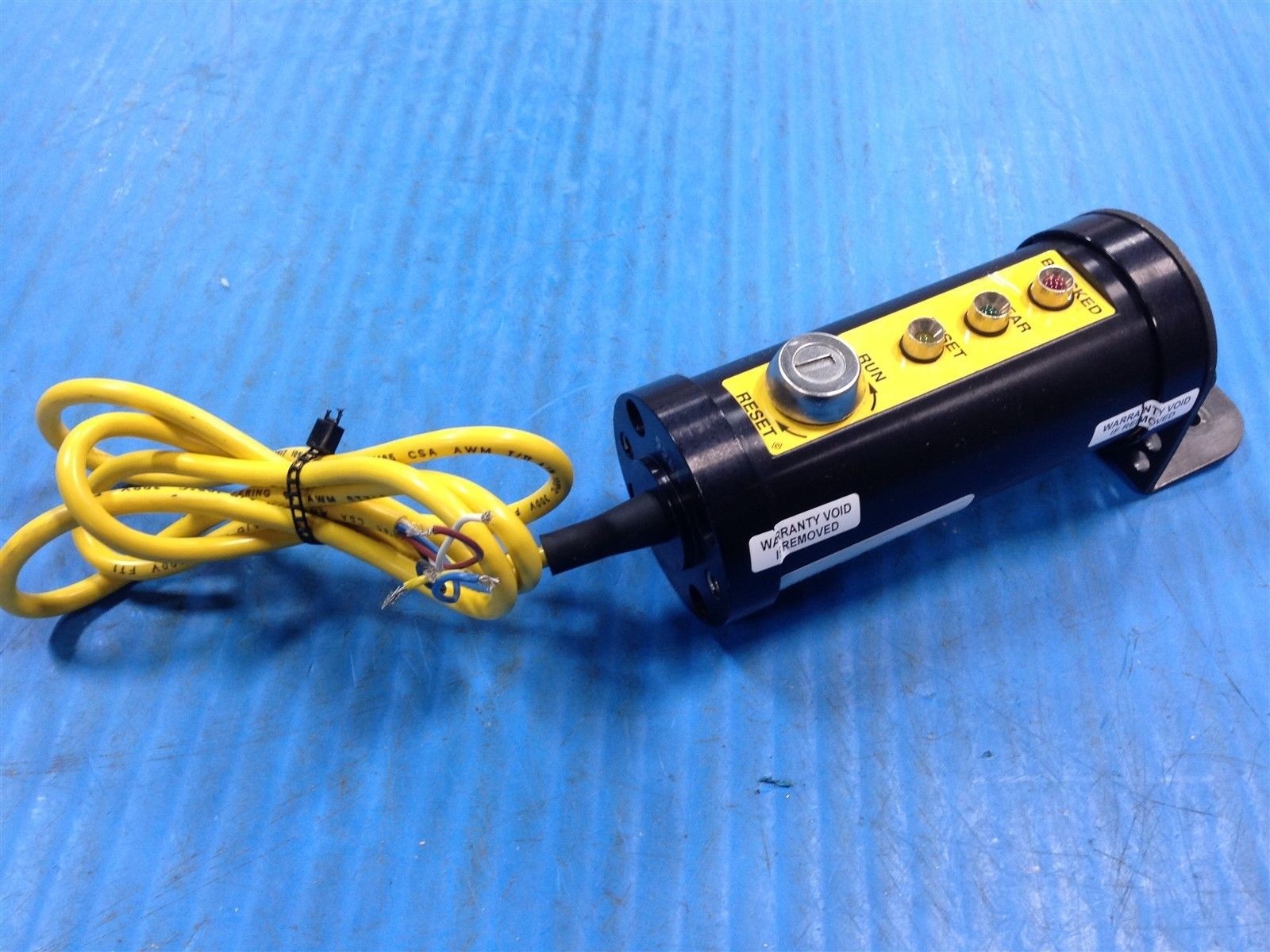 USED BANNER MGA-LRKS-1 LED REMOTE DISPLAY WITH KEYSWITCH NO KEY (H7) | eBay