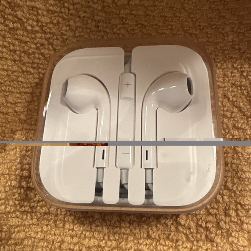 Original Apple EarPods Headphones Plug Earbuds iPhone iPad 3.5mm (New ...