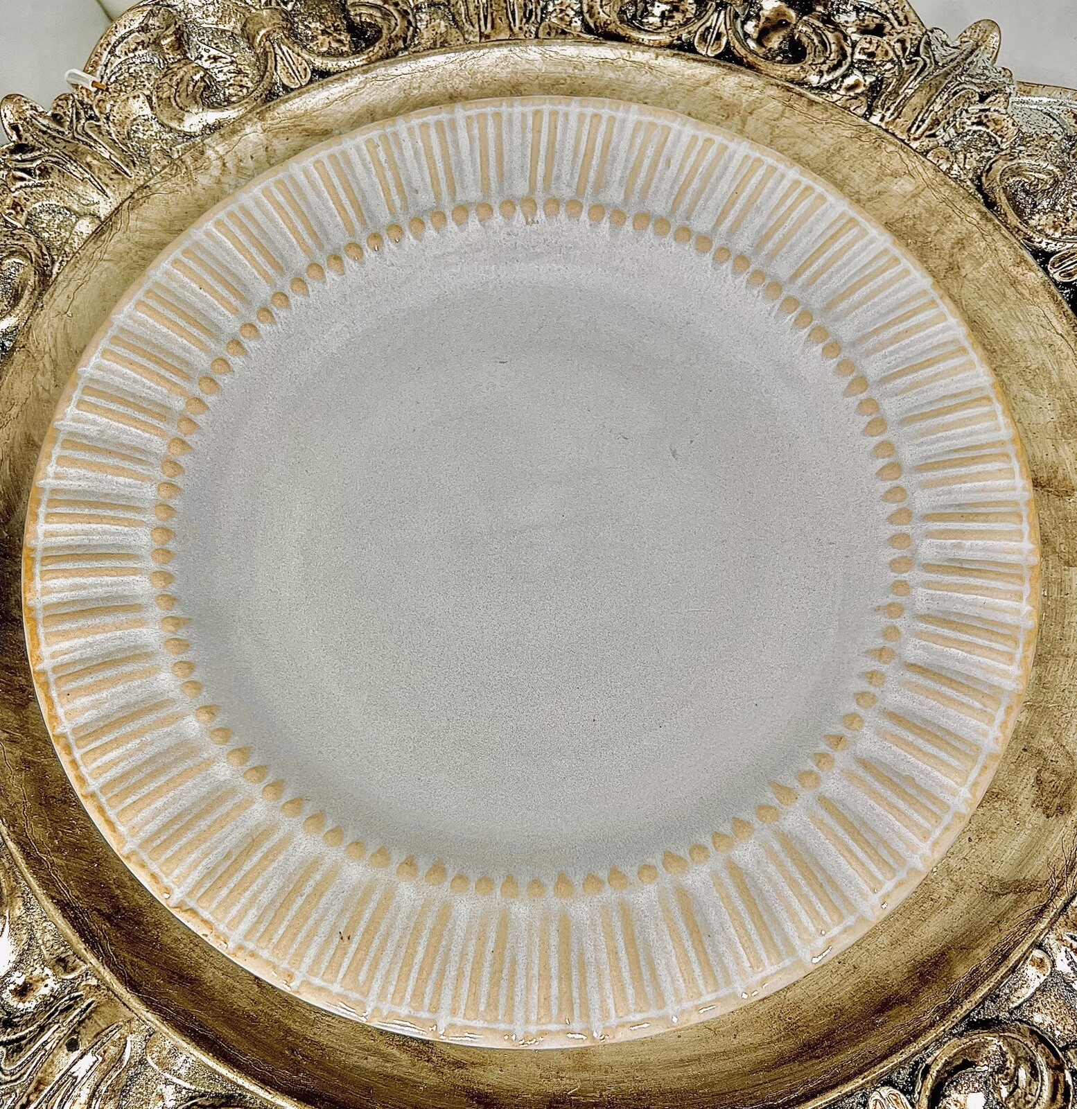 Vintage BOMBAY Stoneware Set of 6, Embossed ivory Salad Plates Dish | eBay