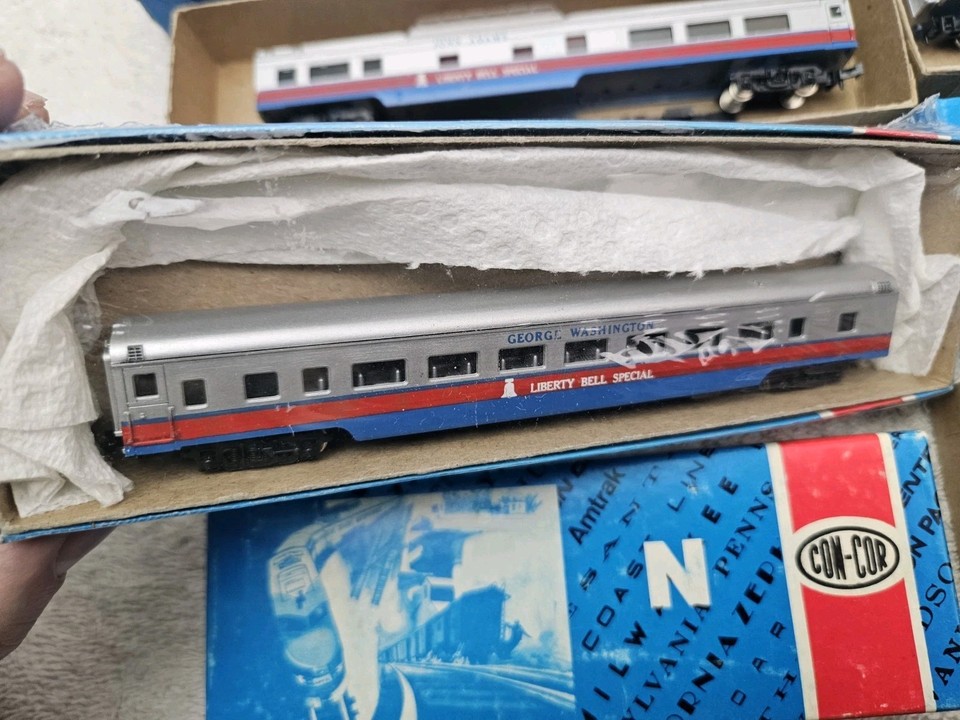 CON-COR LIBERTY BELL SPECIAL CENTENNIAL TRAIN SET 6 CARS 2 ENGINES N ...