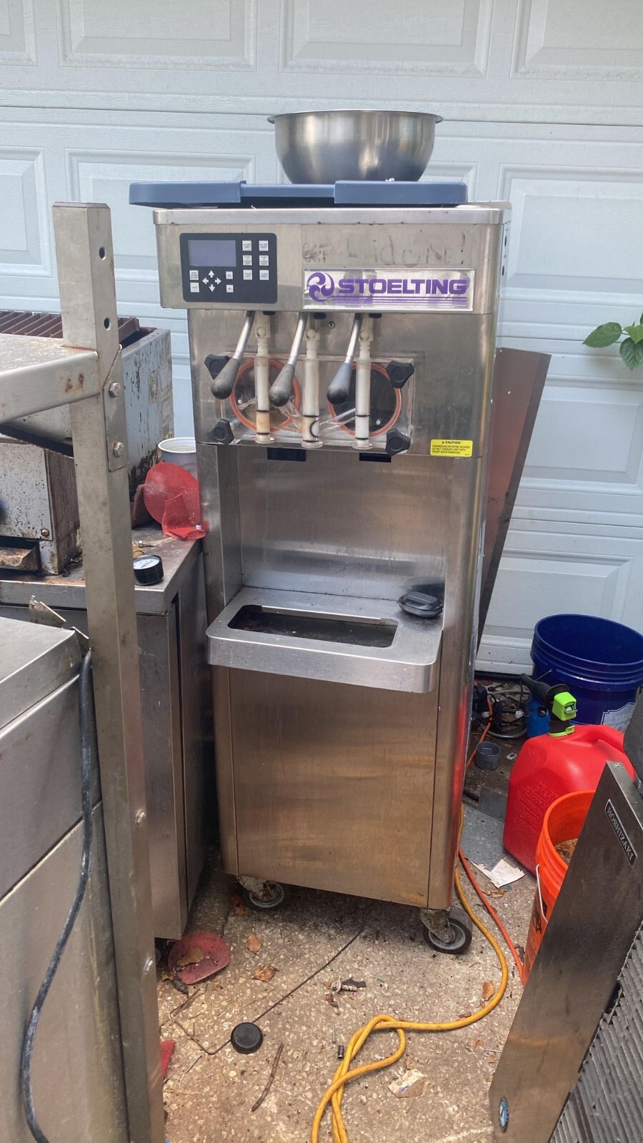 Stoelting F231 Soft Serve Frozen Yogurt Ice Cream Machine Air Cooled ...