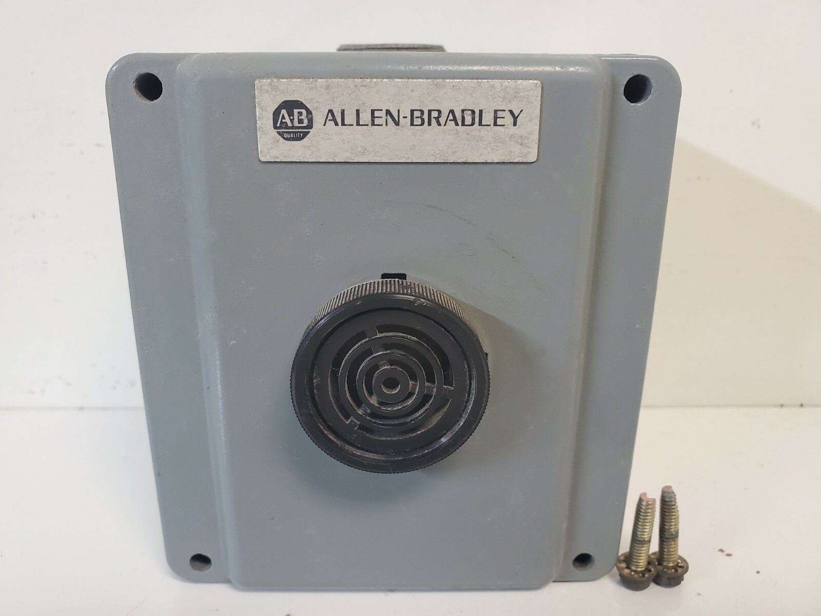 GUARANTEED! ALLEN-BRADLEY ENCLOSURE 800R-1TZ W/ SONALERT ALARM SC110E ...