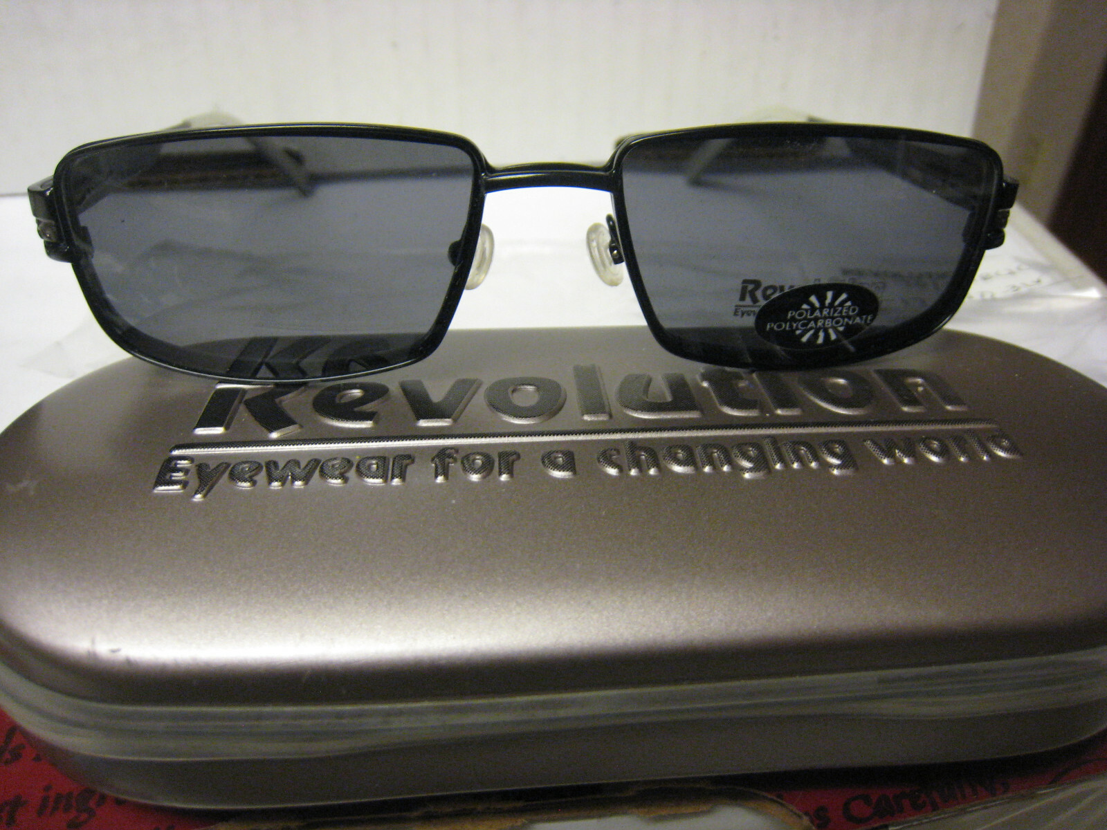 Revolution Eyeglass Frame W/ Magnet sun shade REV701 MBLK 52-17-140 ...
