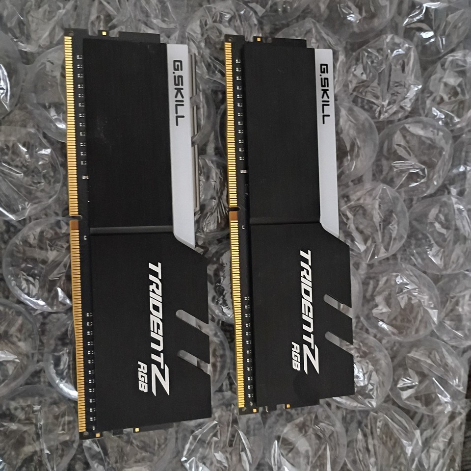 G. Skill Trident Z RGB 16GB DDR4 3000MHz RAM | eBay