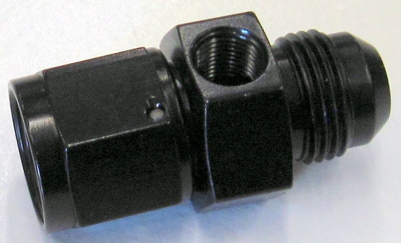 495006BL Fragola -8AN Male x -8AN Female Inline Gauge Adapter 1/8 port ...