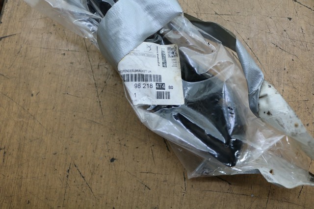 9821847180 Scheinwerferhalter rechts Opel Combo Cargo 1022408 online ...