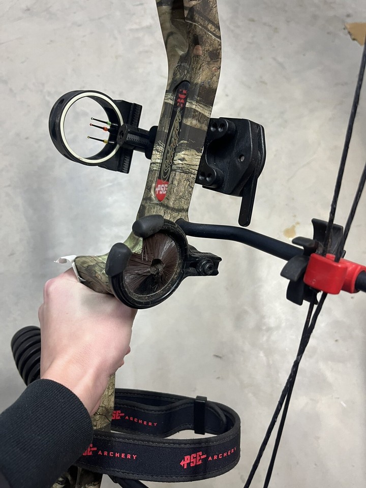 PSE Archery Stinger 3G Compound Bow | eBay