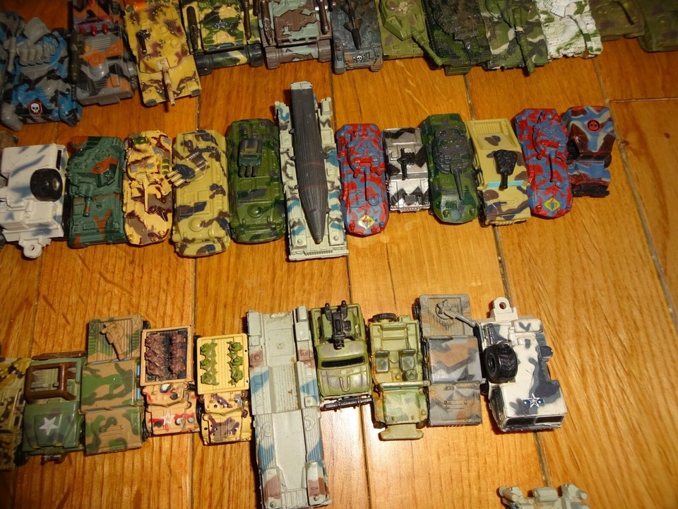 Micro Machines Galoob Military Army Lot Of 169 Tanks LGTI Read ...