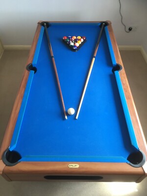 6 Foot Riley Pool Table, With Blue Cloth, Bolt On Leg System & Set Of ...