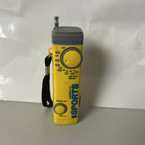 Vintage Ultronic Sports Pocket Radio w. Antenna - Speaker or Headphones ...