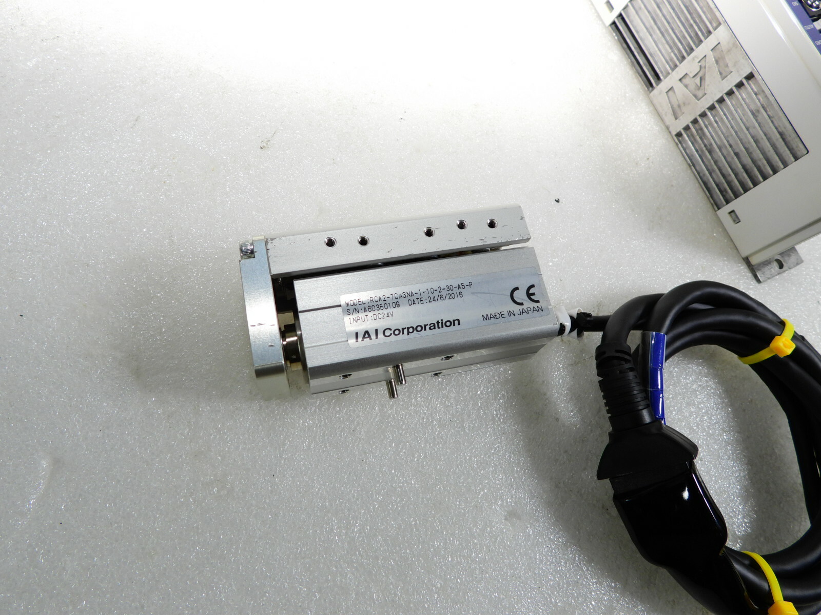 IAI RCA2-TCA3NA-I-10-2-30-A5-P Actuator & ACON-CA-10I-EP-0-0-ABU ...