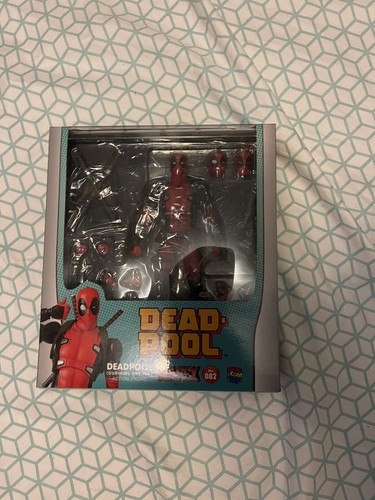 Medicom Toy Mafex Deadpool Action Figure - 6in 4530956470825 | eBay