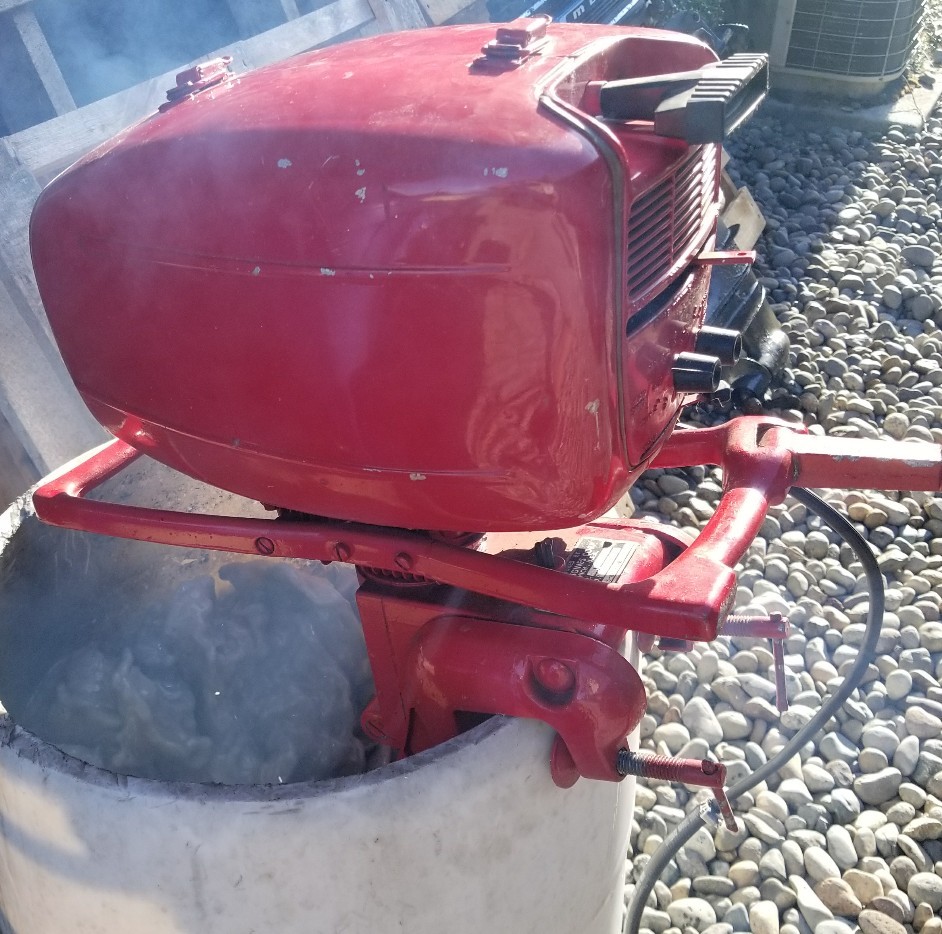 1958 Clinton Apache J8 5 HP Outboard Motor Running | eBay