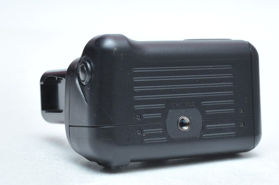 Nikon Battery Grip MB-E5700 for Coolpix 5700 8700 | eBay