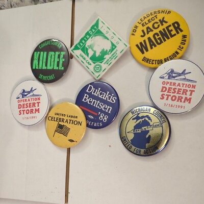 Vintage pin back buttons OPERATION DESERT STORM political earth day ...