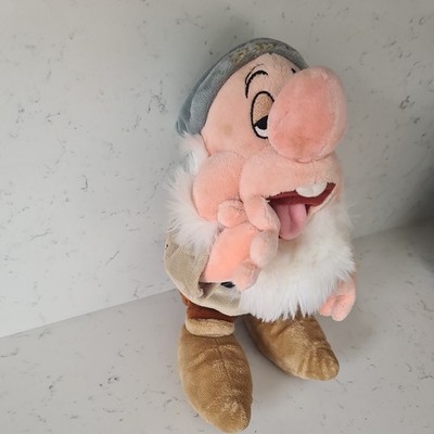 Snow White Sleepy Dwarf 17" Plush Soft Toy Disney Store Stamped Yawning ...