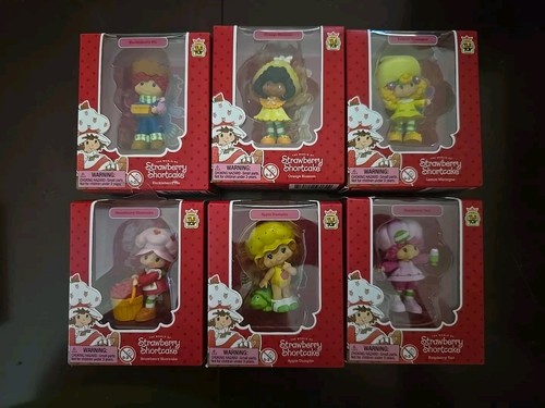The World Of Strawberry Shortcake TLS Toy Collection Of 6 Figures ...