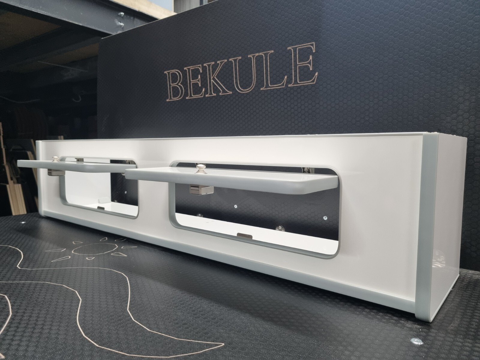 1200mm Campervan Overhead Lockers camper RaceVan lightweight ply Gloss ...