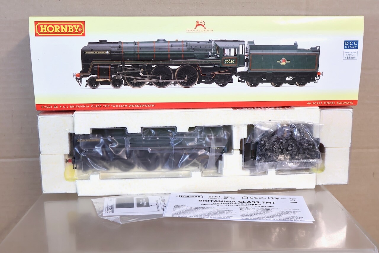Hornby R2563 BR 4-6-2 Britannia 7mt LOCO 70030 William Wordsworth DCC ...