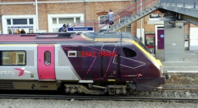 PHOTO (2) CROSS COUNTRY TRAINS CLASS 221 DIESEL-ELECTRIC MULTIPLE UNIT ...