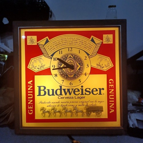 Vintage Budweiser Lights up Sign Wall Clock Clydesdale Clock Spanish ...