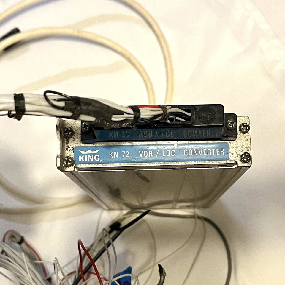 Lot of Civilian Aircraft Electronics & Wiring sold as is - READ ...