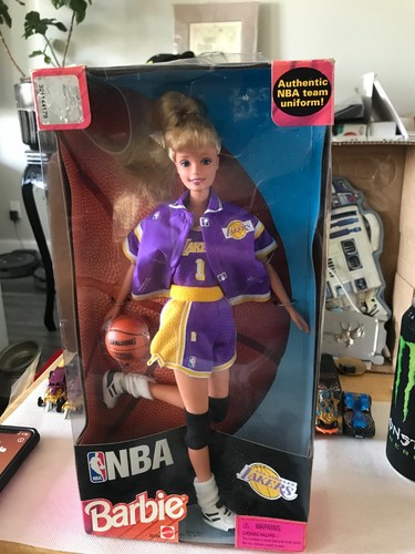 1998 #20704 LA Lakers Barbie Doll Mattel Los Angeles NBA Vintage 🏀💜💛 ...