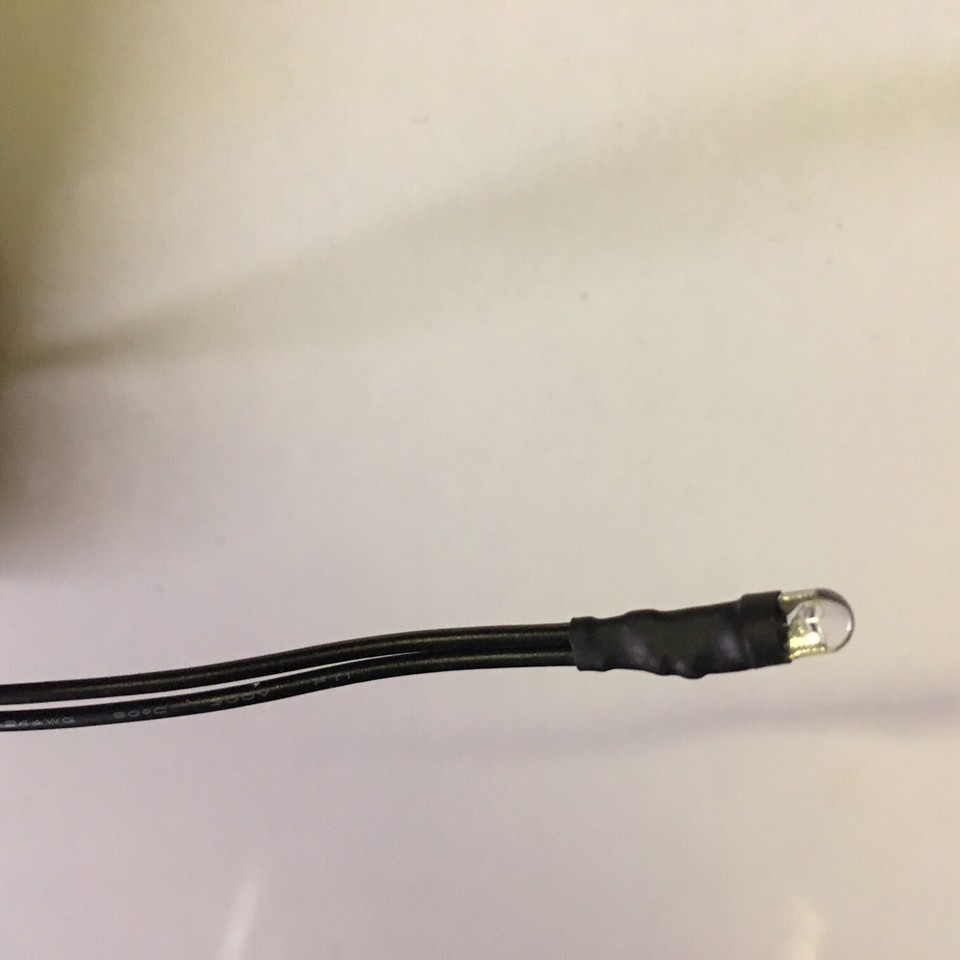 (1)8V-12V --4MM RED LED-STEREO WIRE LAMP- STEREO 2230 RECEIVER Marantz ...