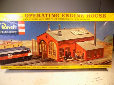 Revell Trains HO Scale Engine House Vintage Kit | eBay