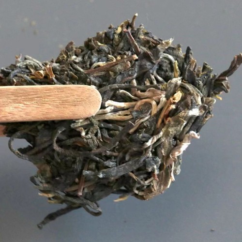 357g Yunnan Raw Puerh Tea Iceland Pu-erh Raw Tea Cake Big Leaves Pu'er ...