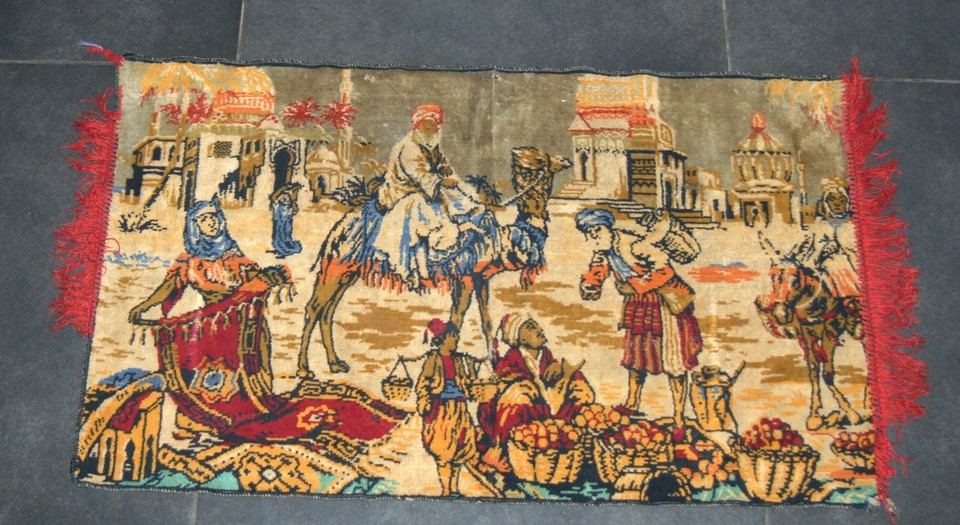 Vintage Islamic Arabic Wall Carpet Rug Oriental Desert Market Scene ...