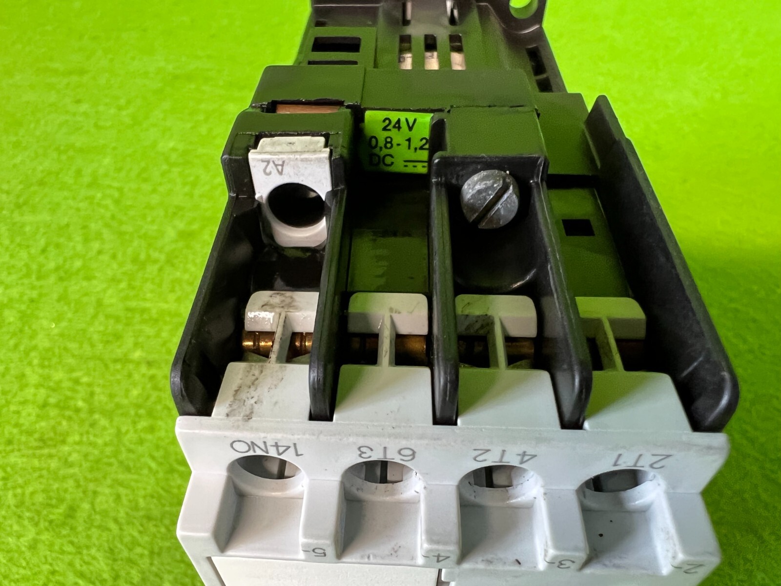 Siemens Auxiliary Contactor 3TF3010-0B Power 1NO 24V Dc Protective 4 ...