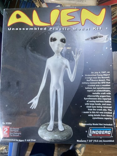 Lindberg Alien Plastic Model Kit Close Encounters Roswell UFO Area 51 ...