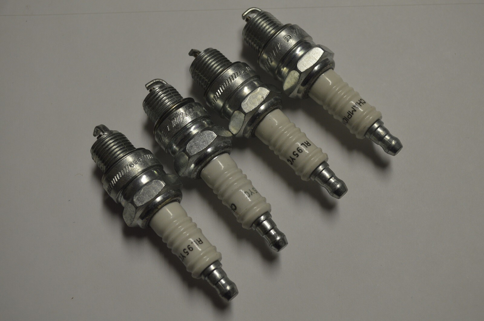 Champion RL95YC - Alternative spark plugs