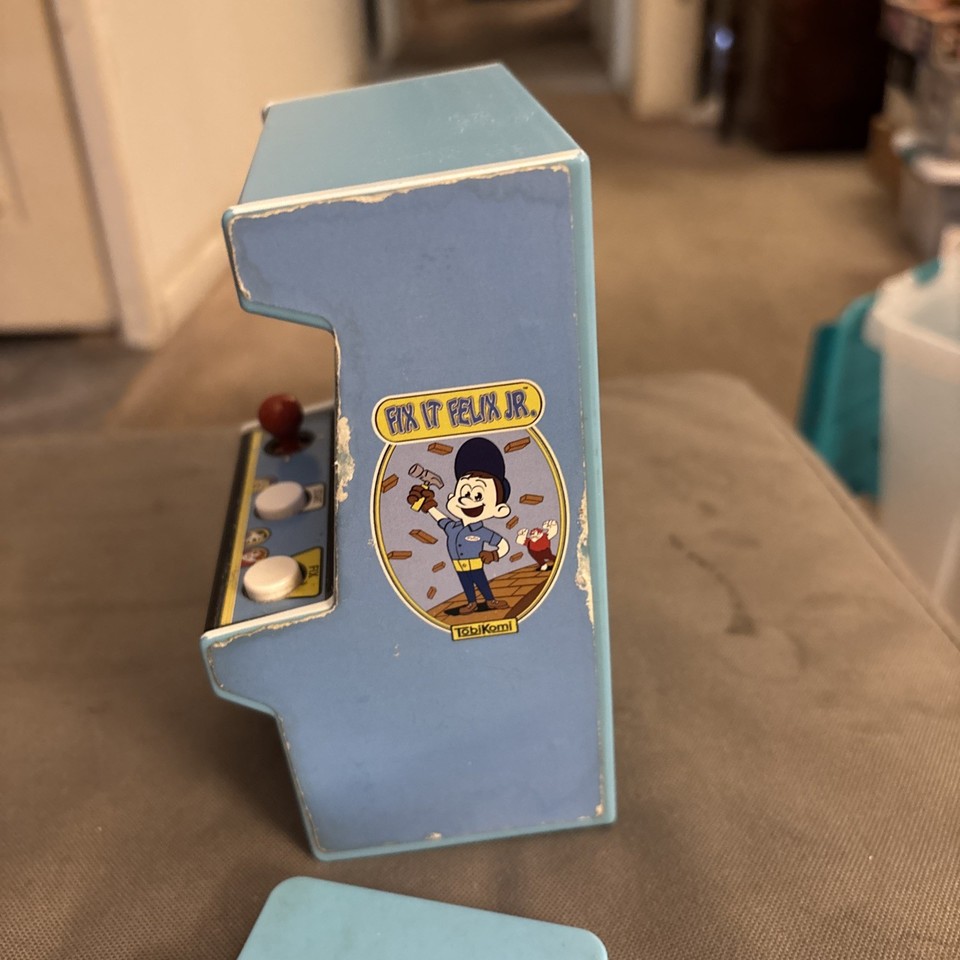 Disney Fix It Felix Jr Mini Arcade Game Handheld Machine TESTED AND ...