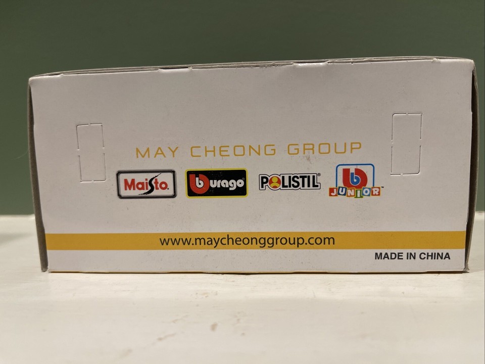 NYCC Toy Fair 2018 May Cheong Group Jeep Renegade 1:43 Scale Exclusive ...
