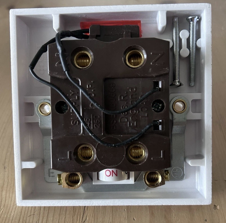 SHOWER PULL CORD SWITCH DOUBLE POLE BATHROOM EXTRACTOR FAN CEILING NEON ...