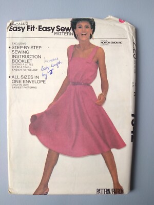 LADIES DRESS SEWING PATTERN - Sizes 6-20 - MCCALL'S 7542 | eBay Australia