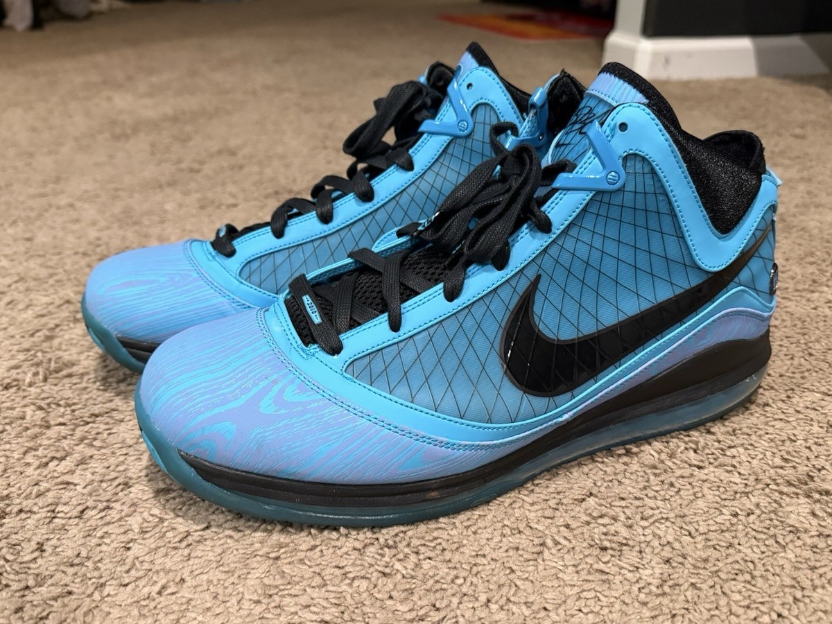 Blue Lebron 7